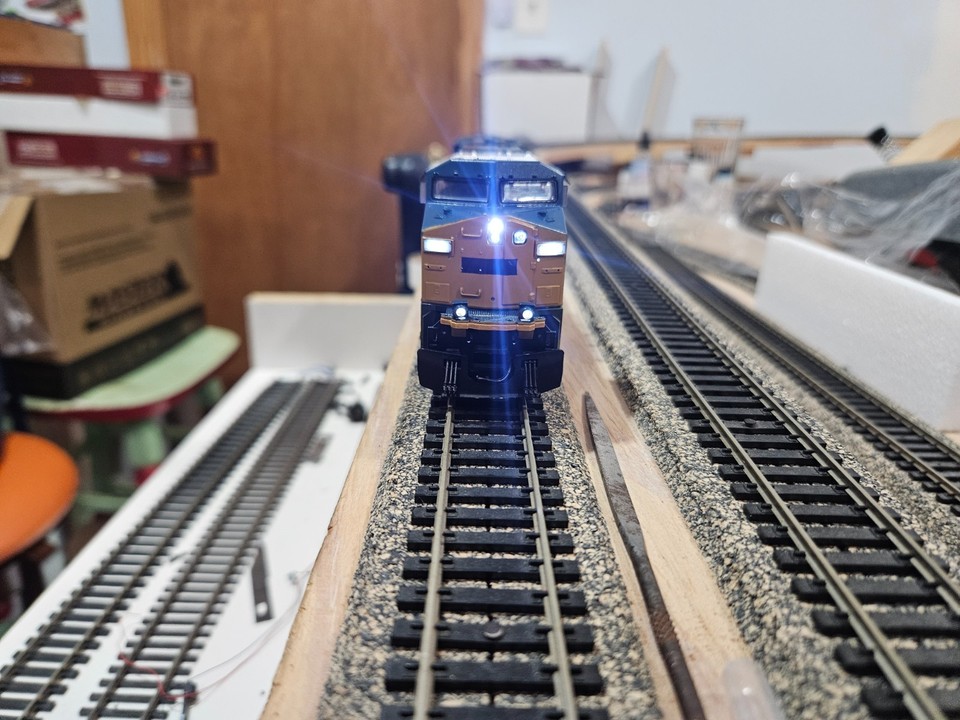 Broadway Limited Imports ho scale AC6000 CSX patch unit paragon 2 dcc ...