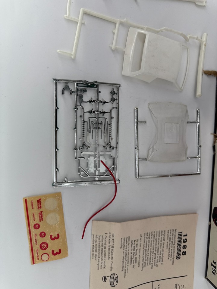 1968 Thunderbird Motorized Model Kit Eldon 1/25 Car Electric Power ...