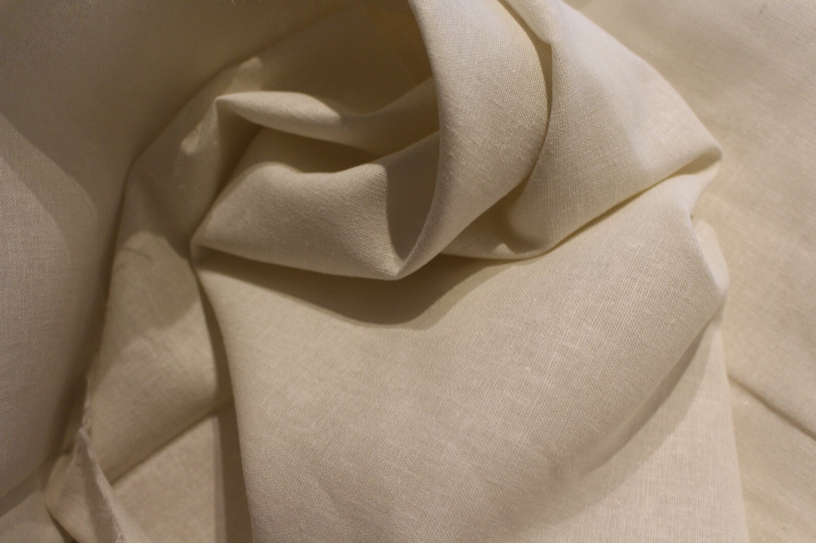 Linen/Rayon dress fabric, @ £8.95 per/metre 1.38m/54" wide | eBay UK