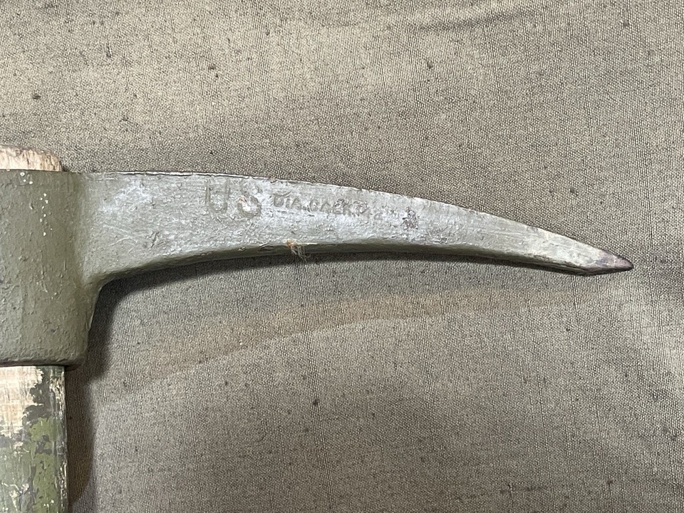 WW2 US Army Pickaxe 1942 Military Pick Normandy D-Day Lend-Lease Tool ...