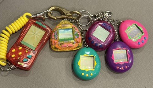 VTG LOT 1997 Playmates Nano Kitty Compu Kitty Tiger Millipede Bandai ...