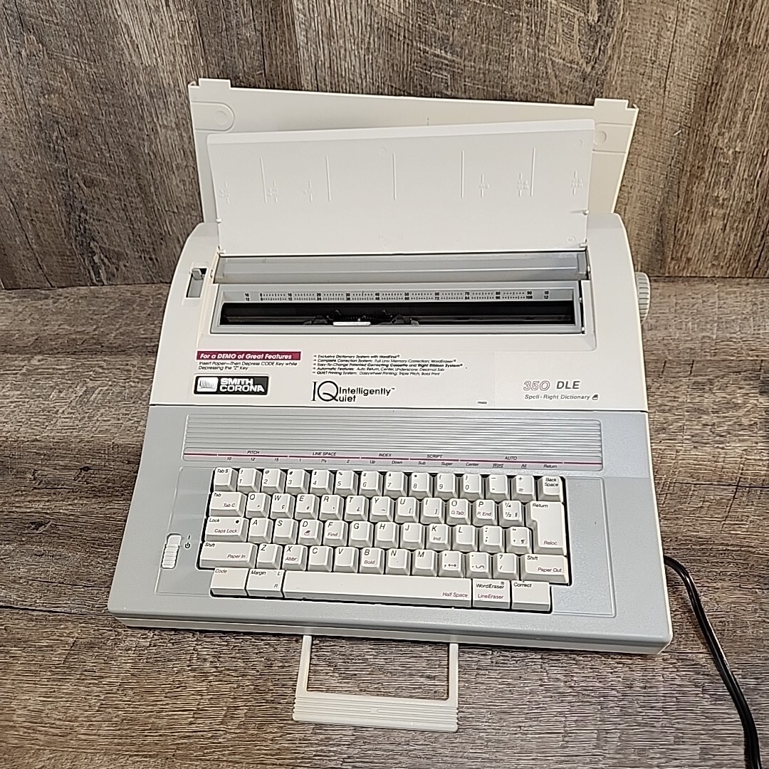 Smith Corona Electronic Typewriter 350 DLE Model Protable Works | eBay