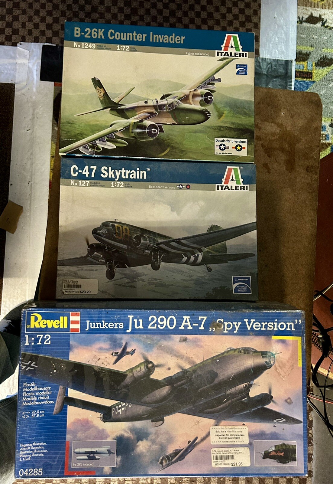 Lot of Two (2) Vintage Italeri & One (1) Revell Model Airplane Kits 1: ...