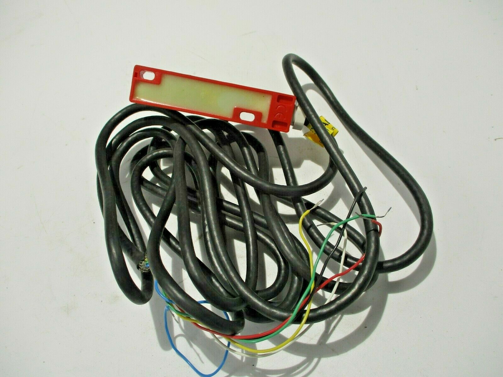 NEW GUARDMASTER FERROCODE FCS SAFETY SWITCH | eBay