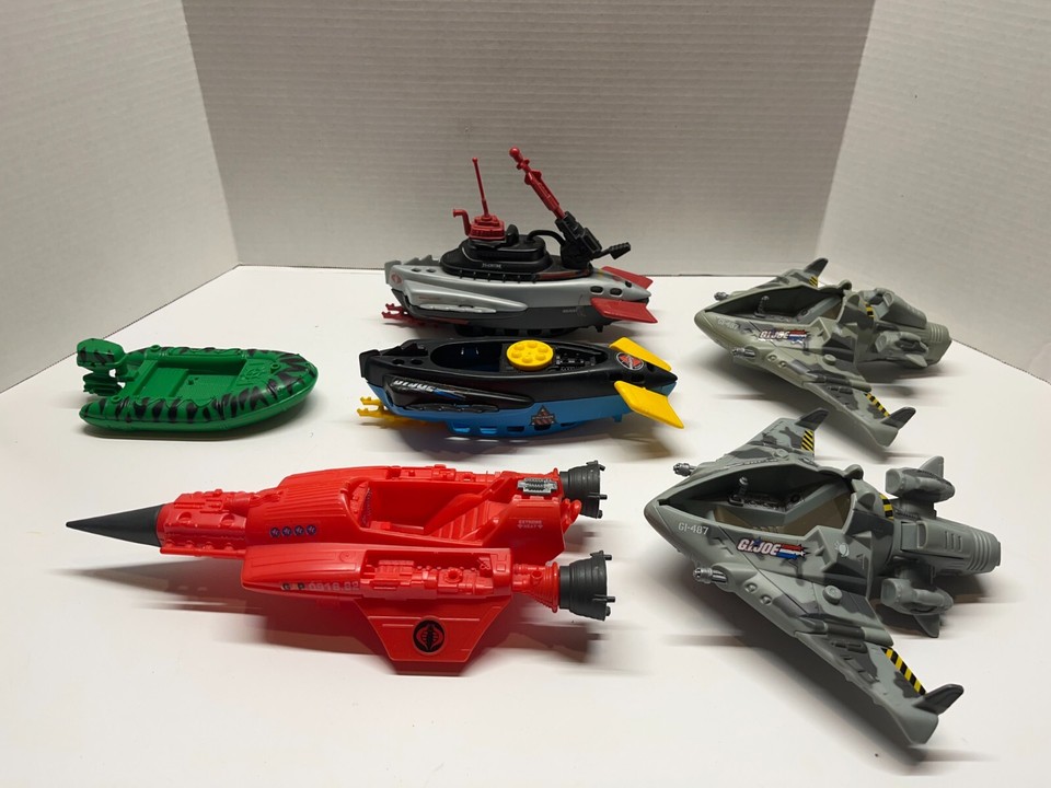 Gi Joe lot; Cobra ARAH & Barracuda subs, Stiletto, 2 Mini Plane GI 487 ...