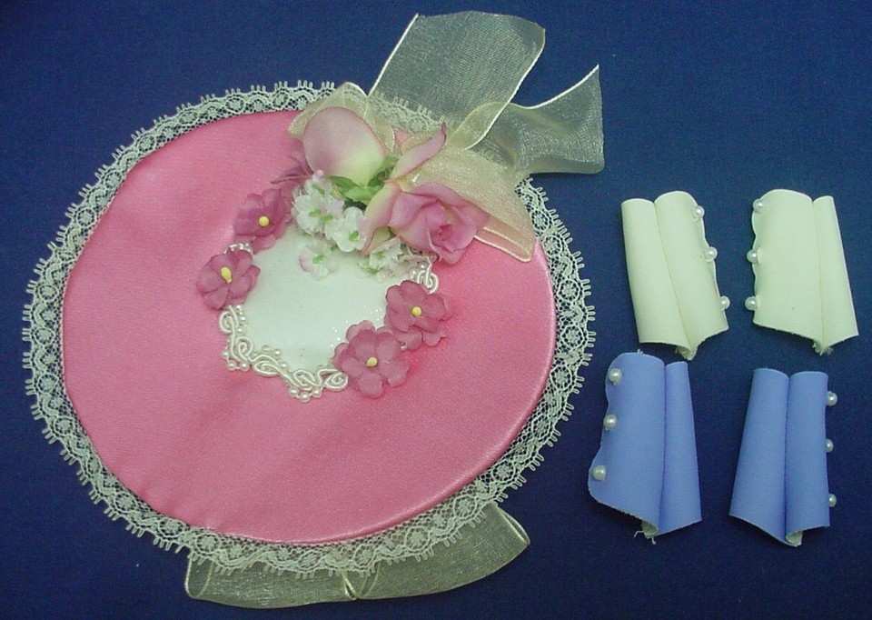 Lot of Various Pieces of Doll Clothing for Gene & Similar Size Dolls 16 ...