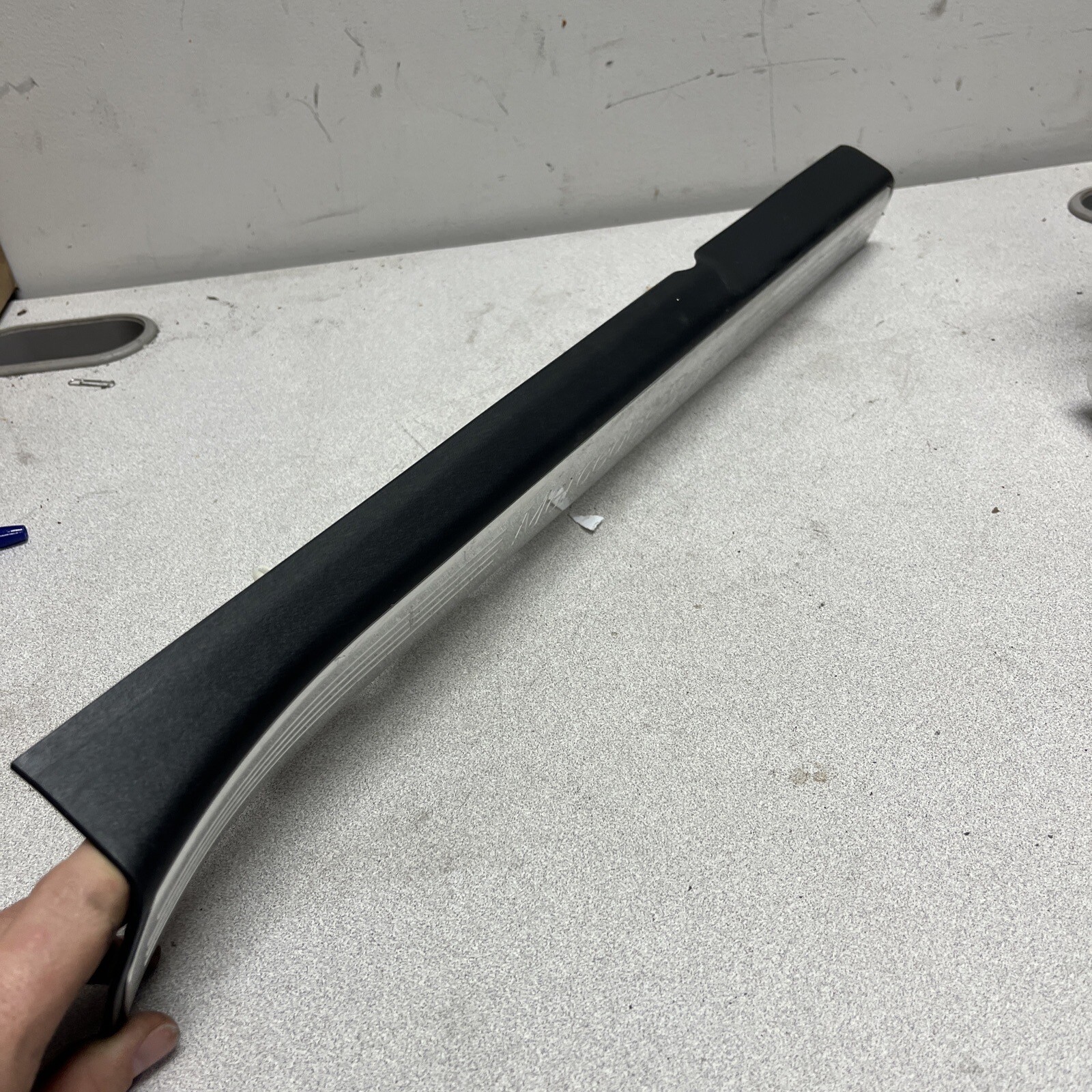 2011 MERCEDES BENZ S550 Front Right Door Sill Scuff Plate Trim ...