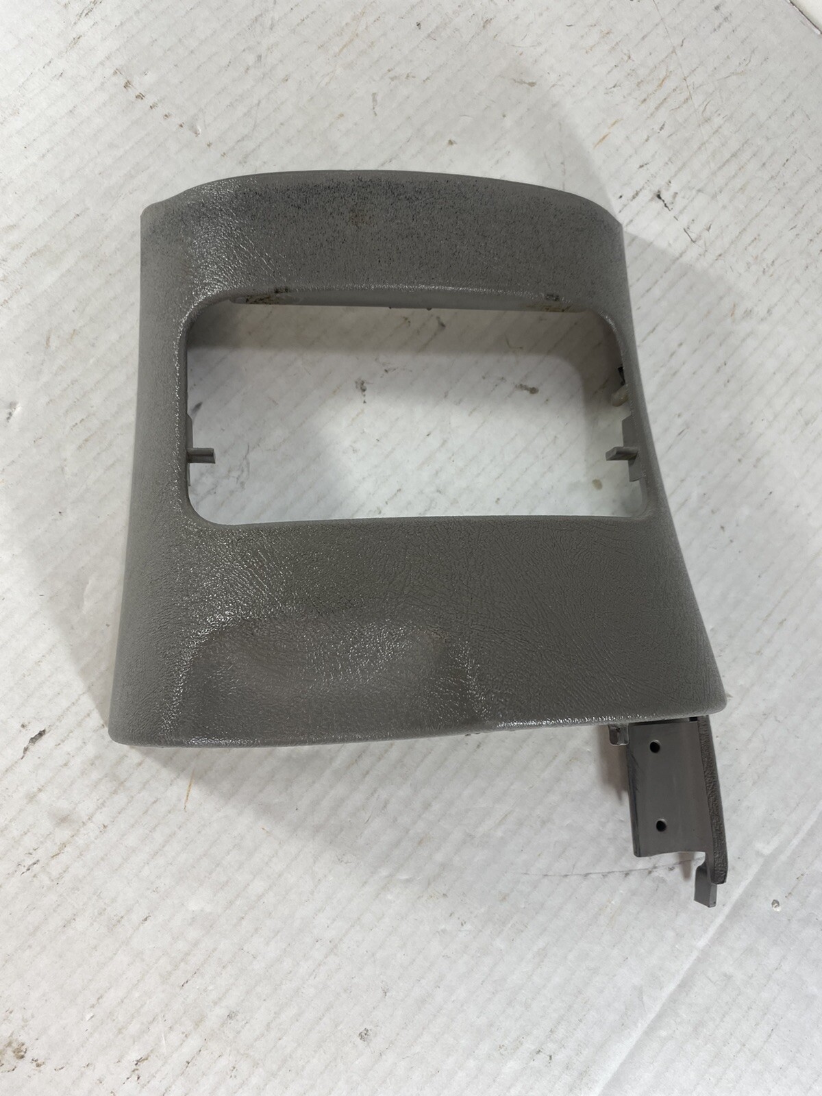1995-1999 Chevrolet Suburban Tahoe Center Console Rear Cover Trim Gray ...