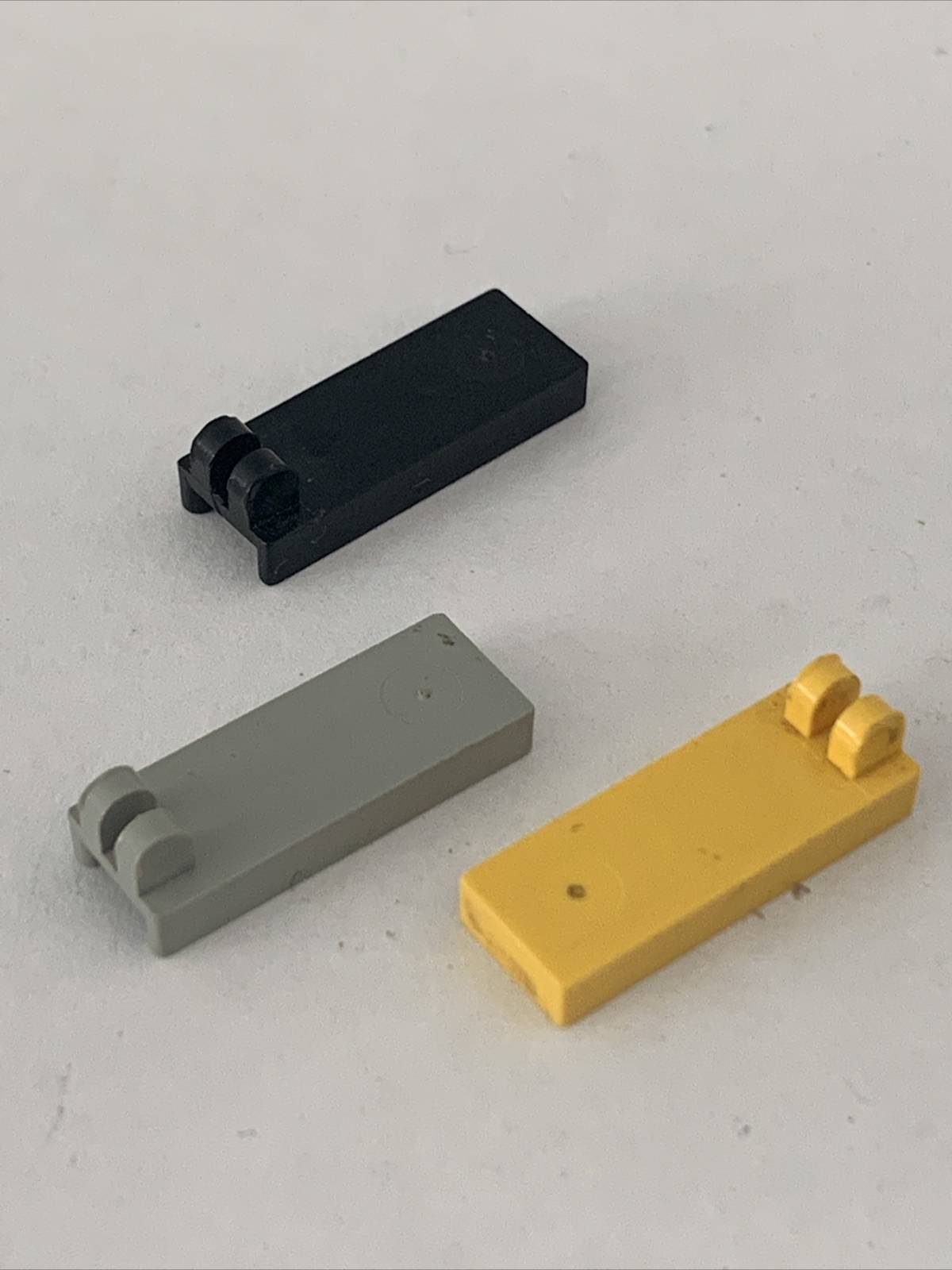 LEGO Parts 4531 (2pcs) Hinge Tile, 1x2 1/2 With 2 Fingers On Top | eBay