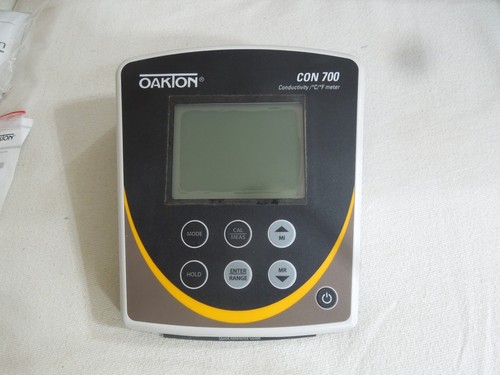 Oakton Instruments 35411-00 Con 700 Benchtop Conductivity Meter, Probe ...