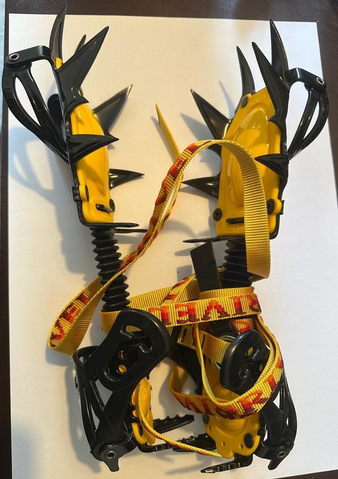 Grivel G12 (12-points) New-Matic Crampons with Antibott Plates & Carry ...