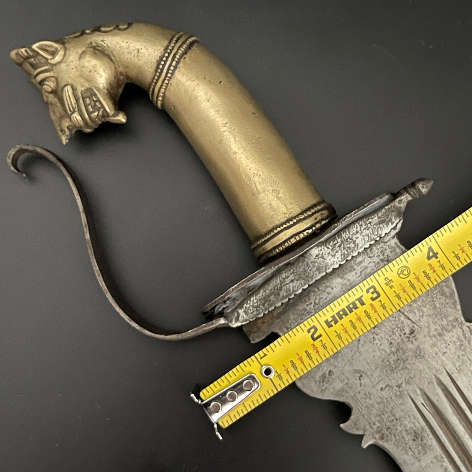 16-1700s Large Antique Arabic, Hindu Yali Chilanun Bichua, Jambiya ...