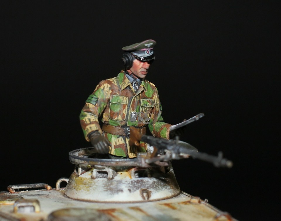 (Pre-Order) German Panther Tank Commander WW2 1:35 Pro Built Model | eBay