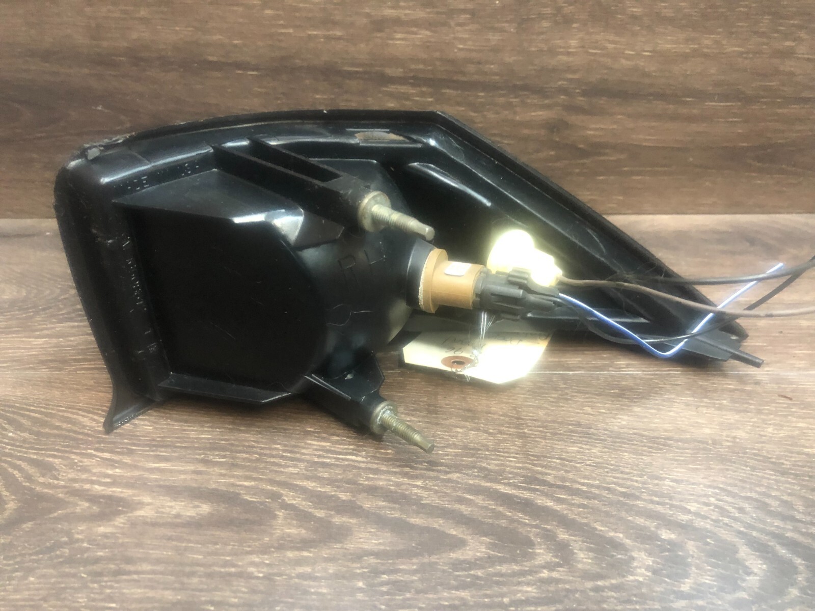 Buick Regal, 1988, 1989, 1990 and a 1993, Right Park/Turn Signal Light ...