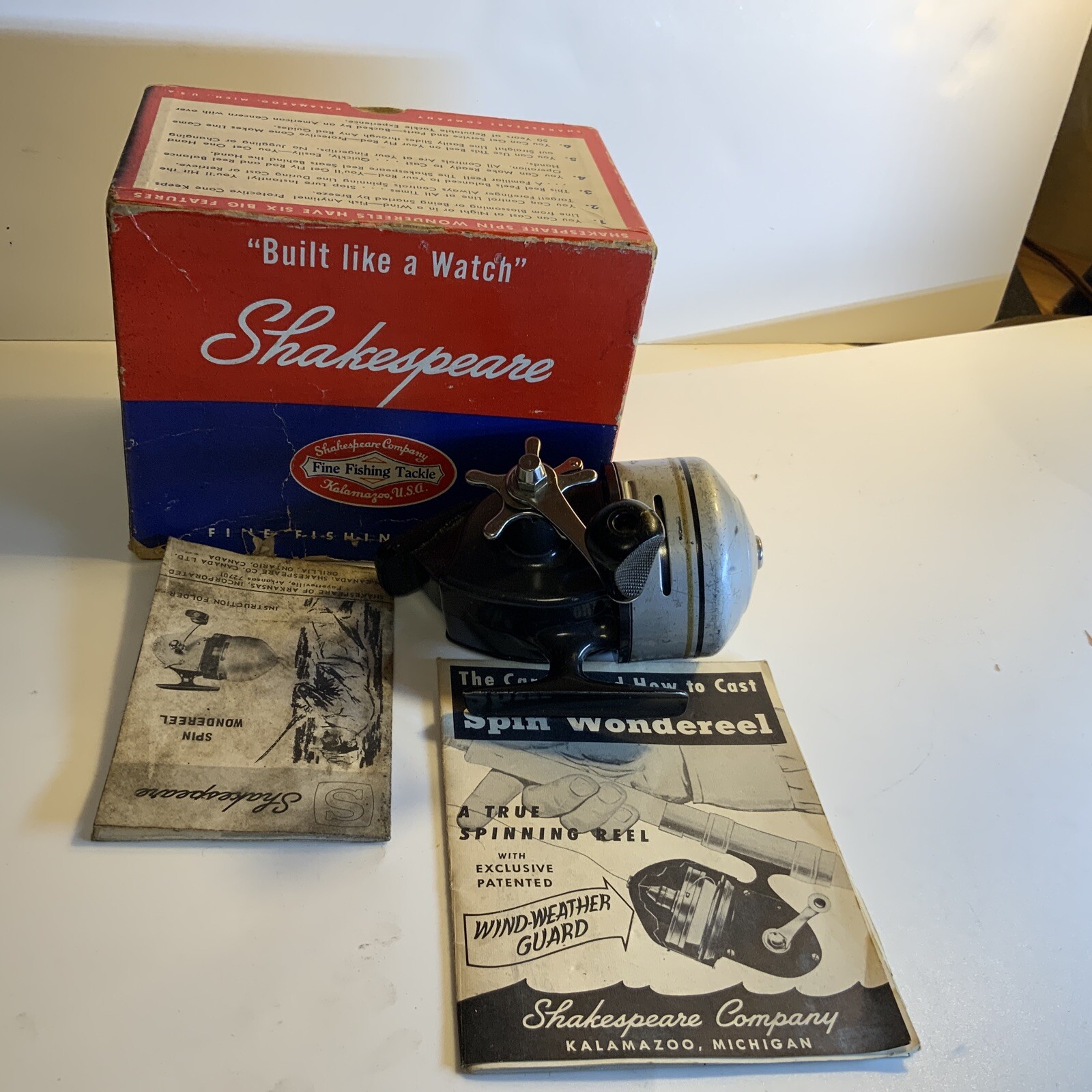 VINTAGE REEL & BOX SHAKESPEARE 1767 MODEL ED WITH PAPERWORK. BOX HAS ...