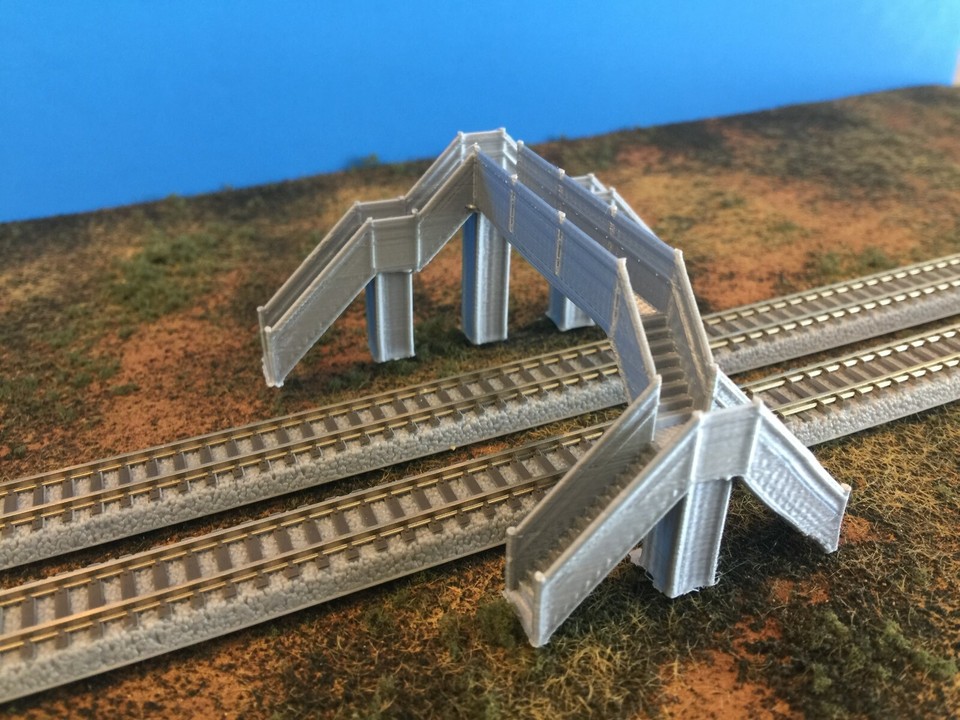 Pedestrian Bridge Walkway Over 2 -3 Tracks - Z Scale 1:220 No Assembly ...