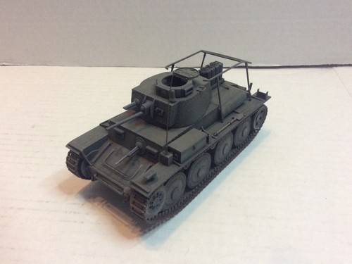 Italeri WWII German PZ KPFW 38T Panzer 1:35 professionally built model ...