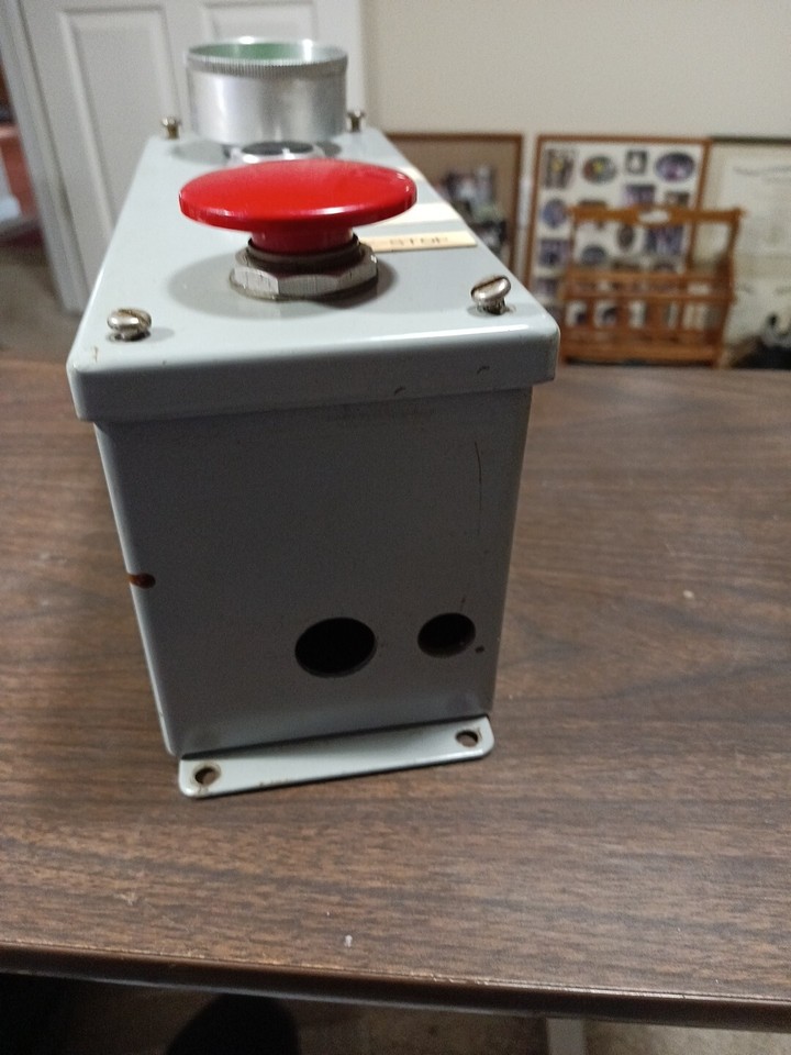 Hoffman 4 Wide X 10 Long X 5 Height OAL 11" With Flanges 4 Button ...