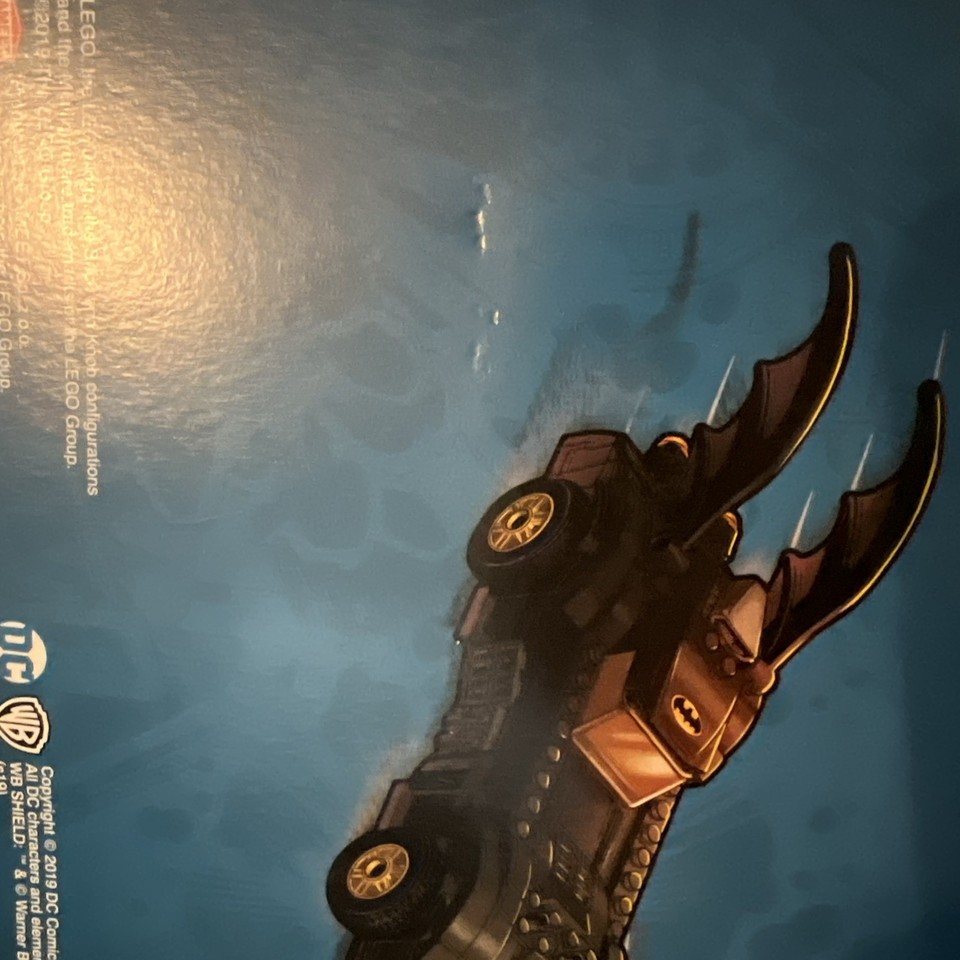 LEGO DC Batman Vs Joker Comic Activity Book Scottish Batman Minifigure ...