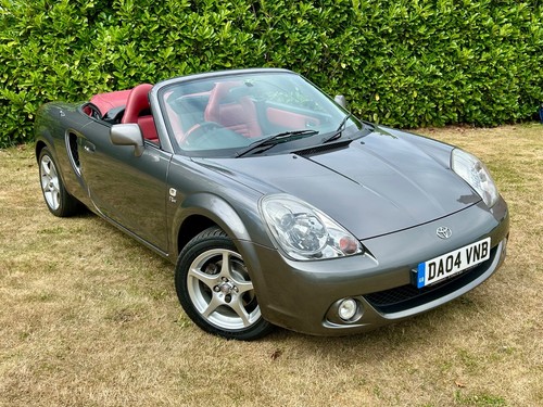 2004 TOYOTA MR2 ROADSTER MK3 (RED EDITION) CONVERTIBLE ** ONLY 56k ...