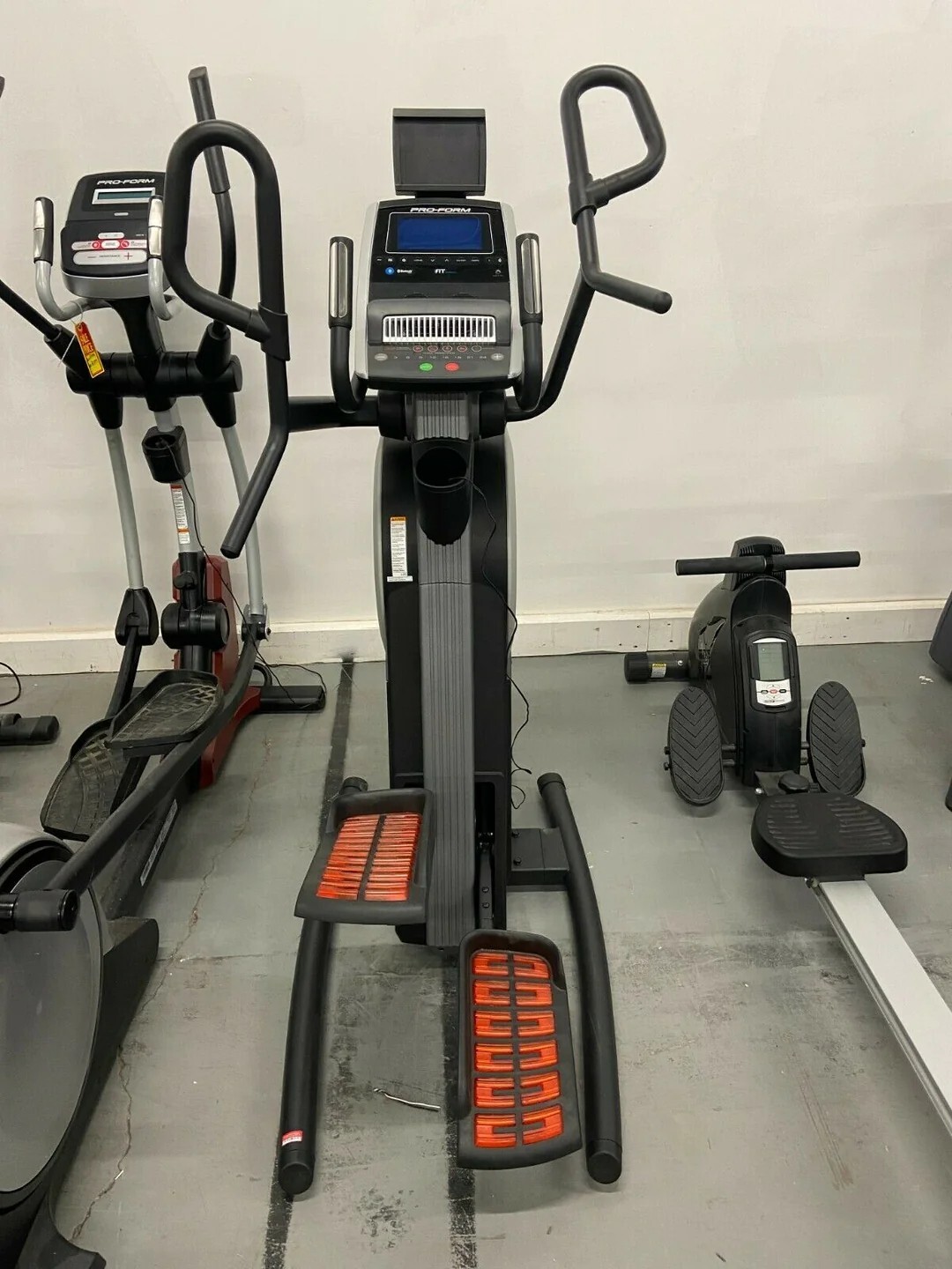 ProForm Cardio Hiit Elliptical Cross Trainer Fitness Kit - PFEL09915 ...