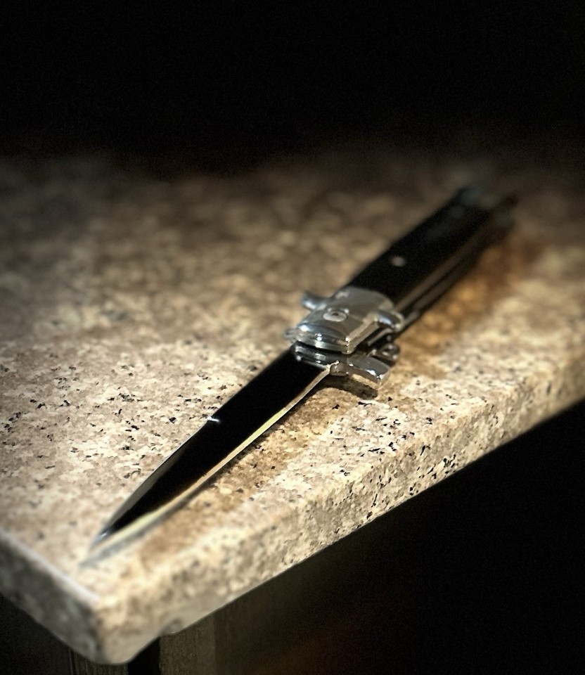 Classic Italian-Siletto Style, Switch/Spring Assist Blade, EDC Survival ...