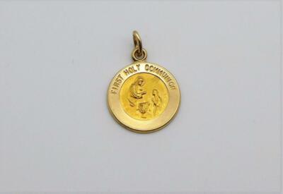14KT YELLOW GOLD FIRST HOLY COMMUNION ROUND PENDANT | eBay