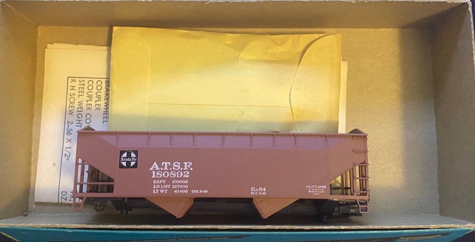 Athearn HO - 34' Offset-Side Hopper ATSF 180892 - 5401 - CL | eBay