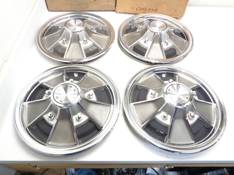 66 67 68 FORD FAIRLANE MUSTANG GT ACCESSORY NOS 14" MAG WHEEL COVERS ...