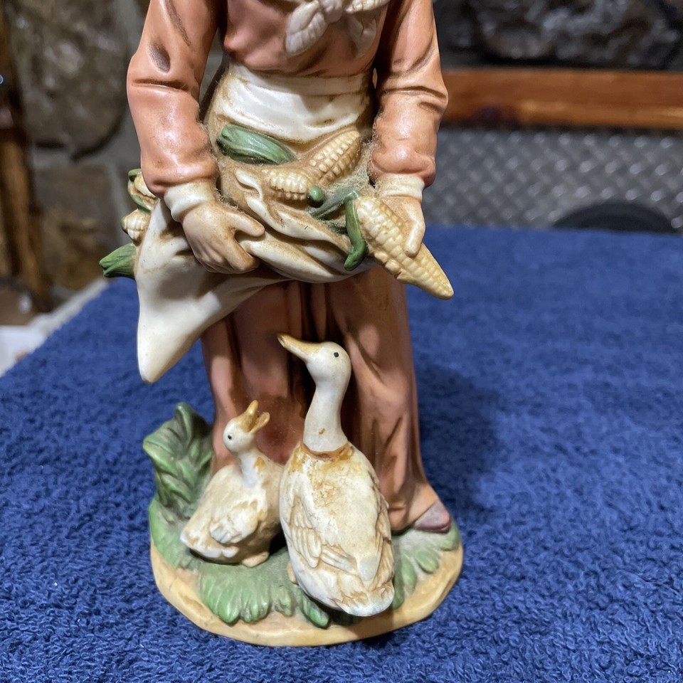 Homco 1477 Porcelain Old Lady Feed Ducks Geese 8" Figurine Retired VTG ...