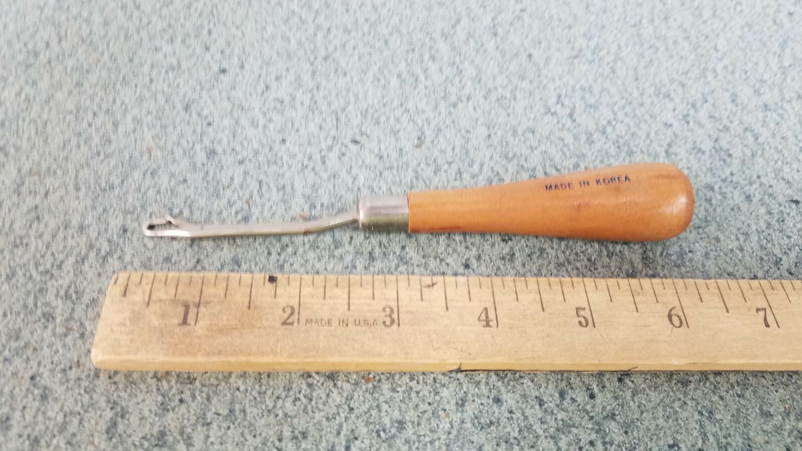 VINTAGE LATCH HOOK RUG TOOL 6" Made in Korea Wood Handle | eBay