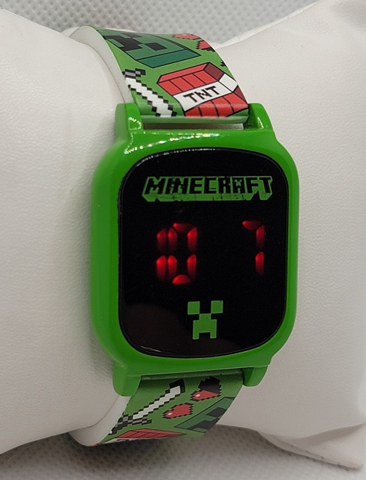 Kids Minecraft Mojang 2021 Accutime Green Flashing LCD Digital Watch J5 ...