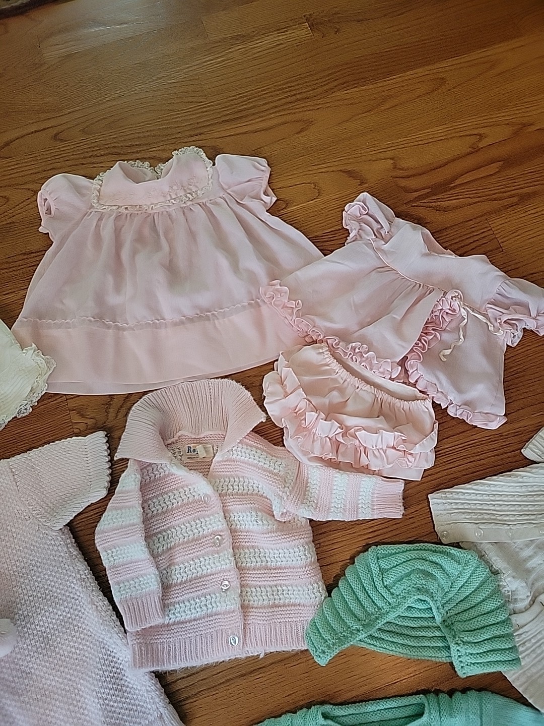 Vintage 1970s Baby Girls Infant Clothes Lot Sweaters … - Gem