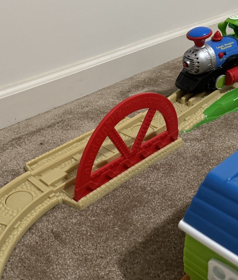 LeapFrog Leaps Phonics Railroad Alphabet Train & Track for sale online ...