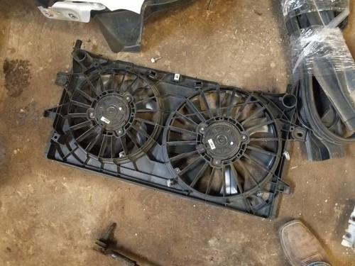Radiator Fan Motor Fan Assembly VIN W 4th Digit Fits 06-16 IMPALA ...