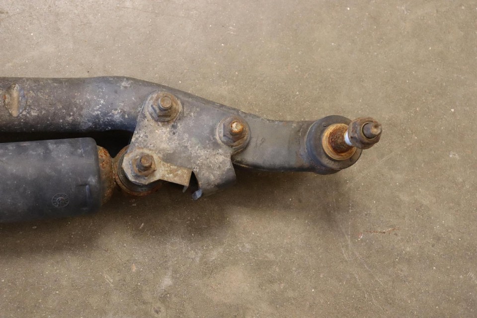 2013-2023 DODGE RAM 2500 3500 6.7L 4WD STEERING GEAR BOX TIRE ROD ARM ...