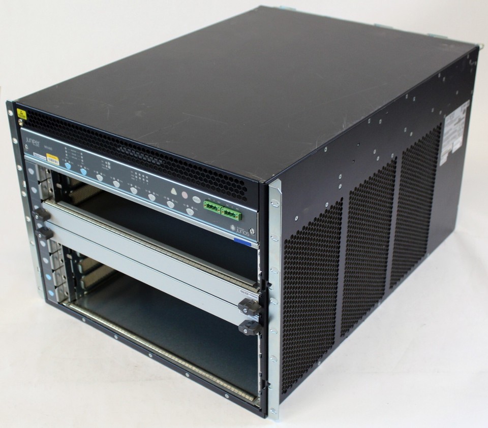 Juniper MX480 Router CHAS-BP3-MX480 w/ Enhanced Midplane, 4x PWR-MX480 ...