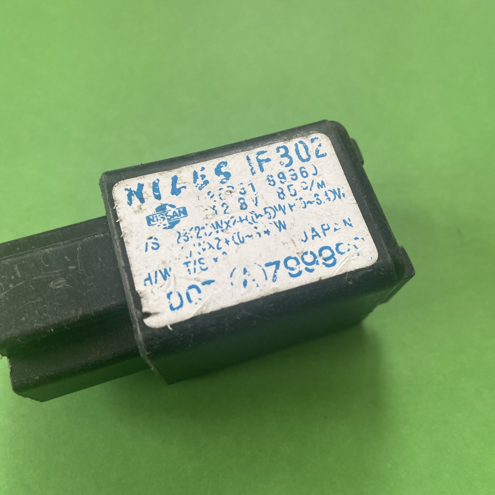 NISSAN 3 PIN INDICATOR FLASHER UNIT BLACK RELAY NILES IF 302 25731 ...