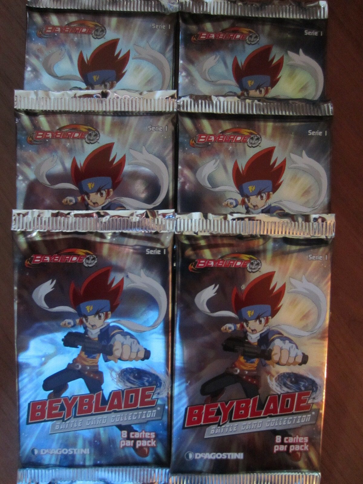 Lot de 6 BOOSTERS (à ouvrir) de 8 cartes BEYBLADE Battle Card Série 1 ...