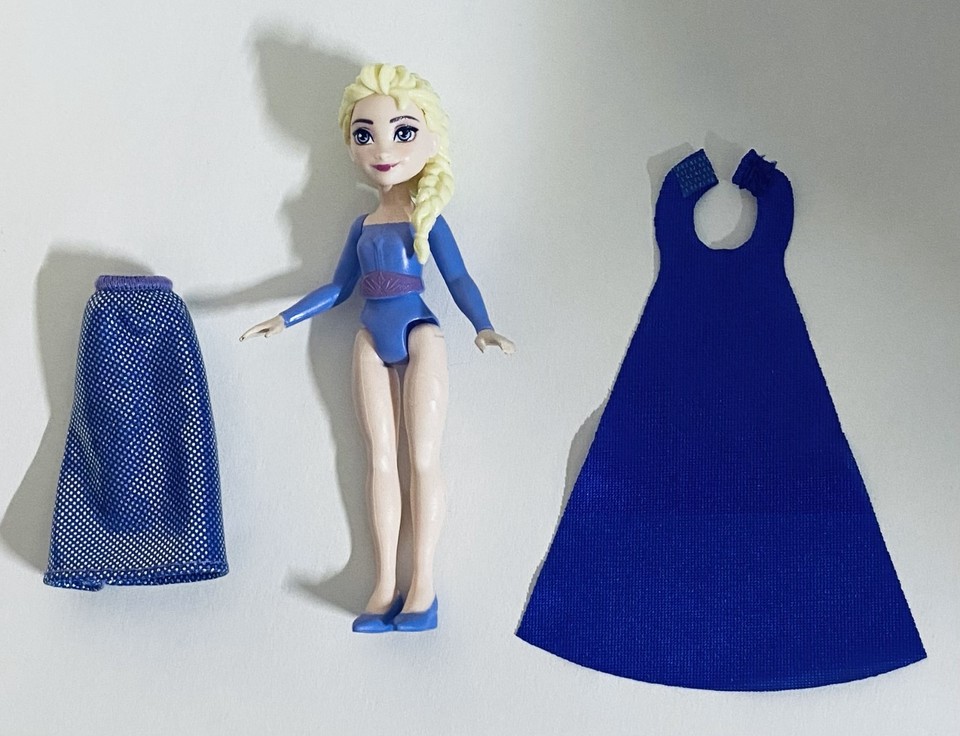 Disney Frozen Ice Castle Spin Surprise Elsa with Dark Cape | eBay