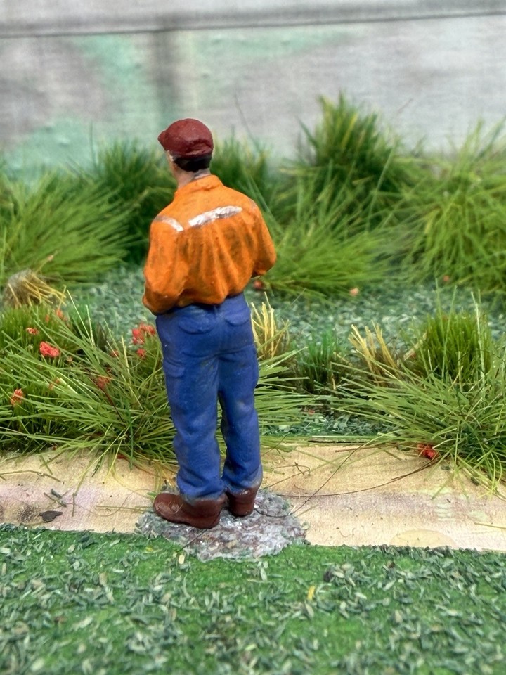 OO GAUGE MODEL Railway Mechanic Holding Can Figure 3d Printed Hand ...