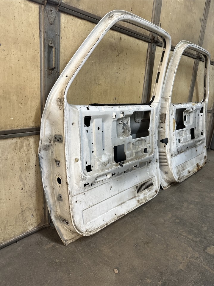 1977-1991 Chevrolet GMC C10 Suburban Front RH LH Side Door Shells ...