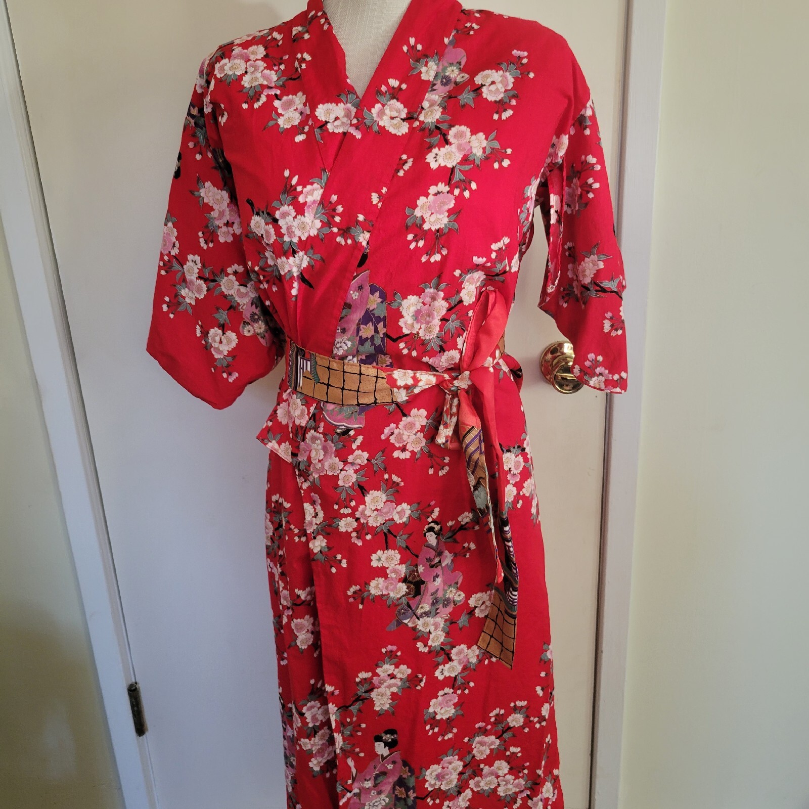 Vintage Japan Cotton Robe Kimono Fabric Geisha cherry blossons | eBay