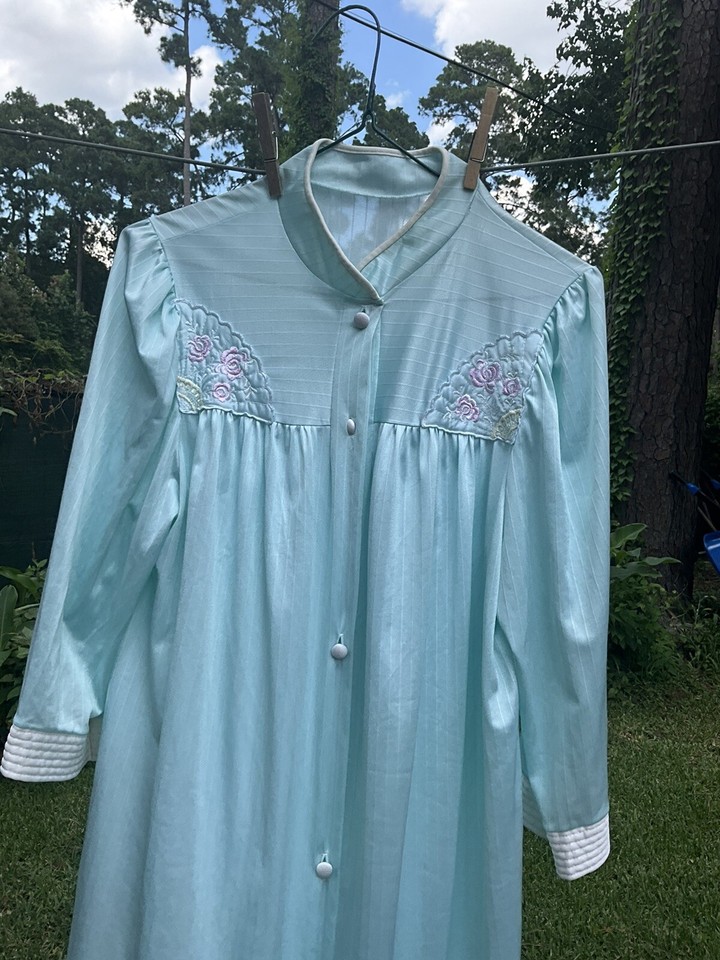 Vintage Lorraine Mint Green Night Robe Button Down Womens Size Small | eBay