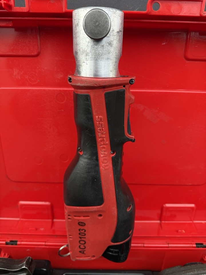 Novopress AC0103 Press Tool Kit 15 22 28 35 MM Jaws Mapress £740+VAT ...