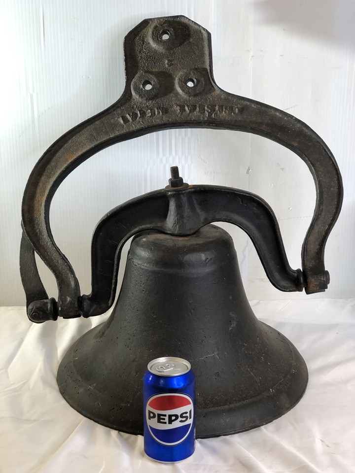 Antique School Church Farm Crystal Metal No 2 Cast Iron Bell & Yoke ...