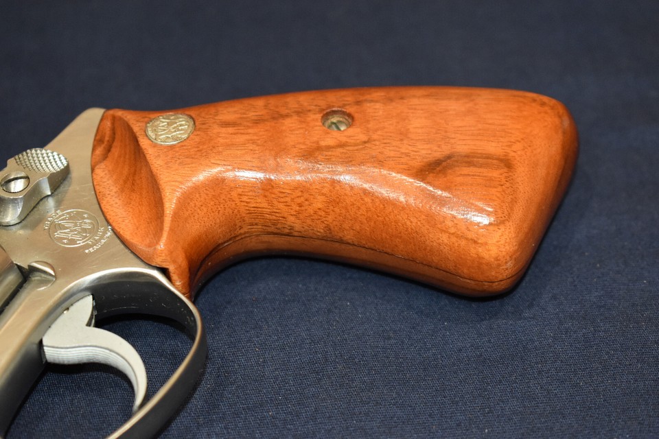 Smith & Wesson J frame Target grips | eBay