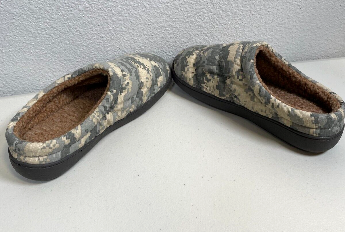 NWB Ariat Mens Crius Clog Slippers Indoor Outdoor Digital Camo