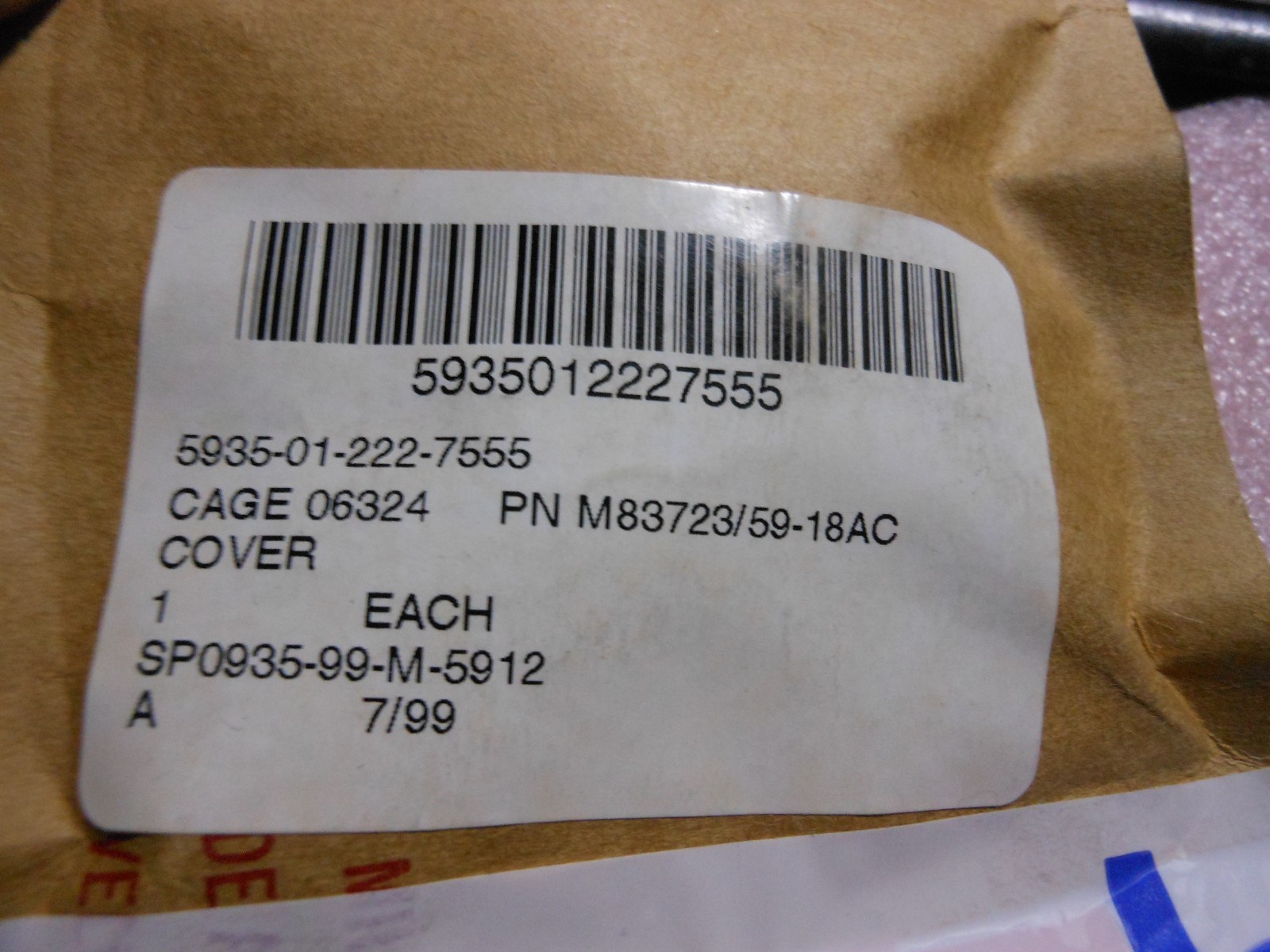 GLENAIR CONNECTOR CAP W/CHAIN # M83723/59-18AC NSN: 5935-01-222-7555 | eBay