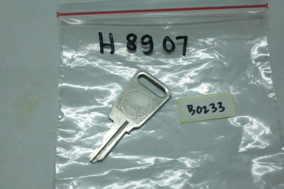 Honda CB100 CB125 S90 CS90 ST Dax CT S110 CG Pre Cut Key H8907 | eBay